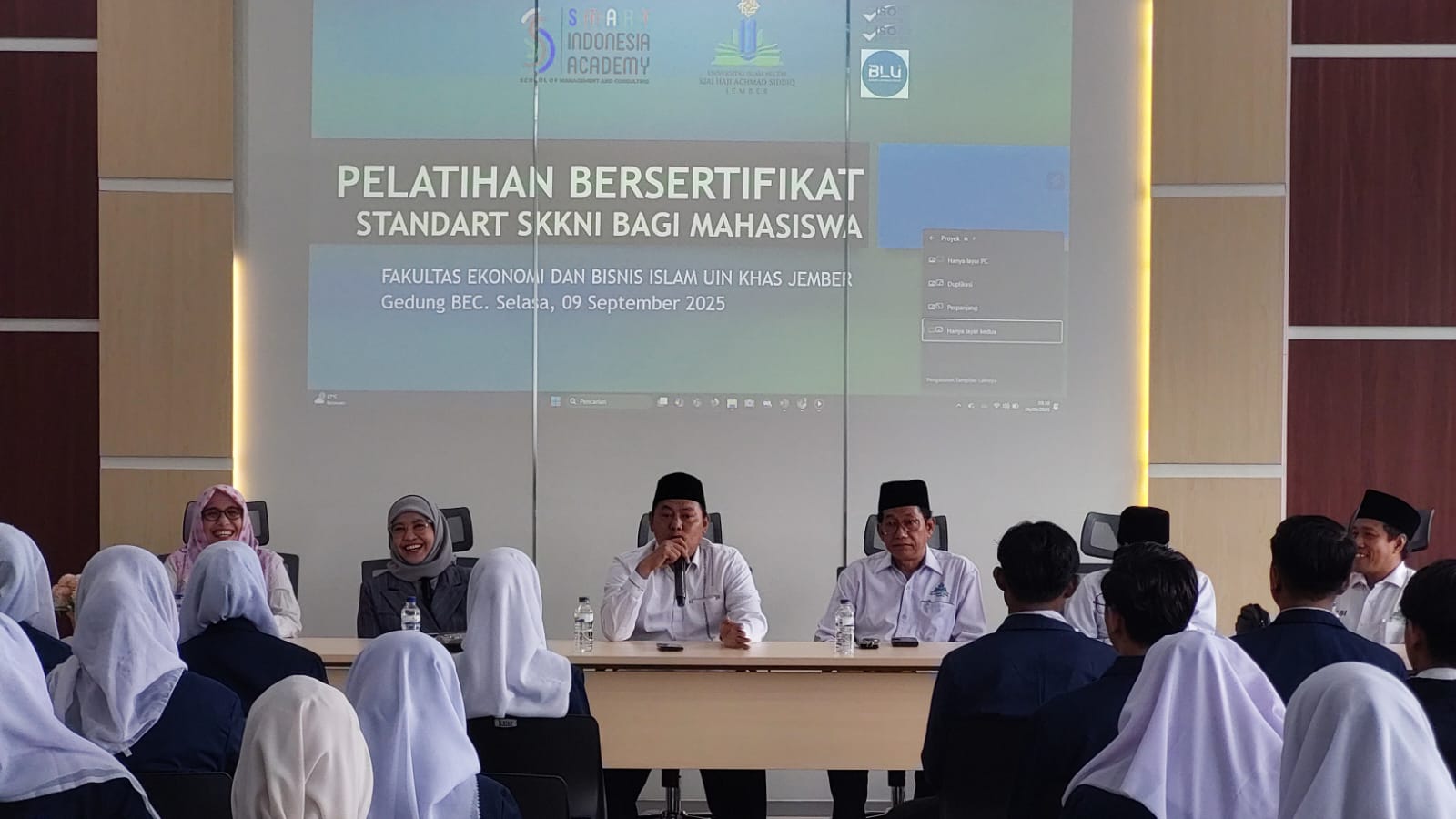 Alumni SMART, Wajah Baru FEBI UIN KHAS untuk Indonesia dan Dunia | Fakultas Ekonomi dan Bisnis ...